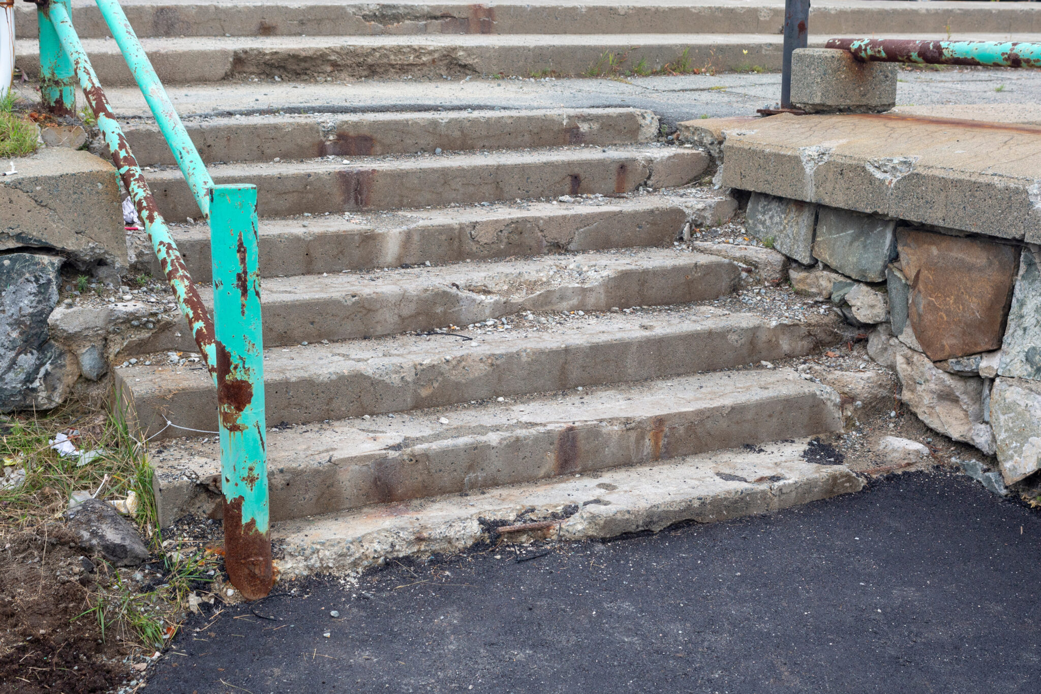 Easy Ways to Fix Loose or Broken Stone Steps | Ray Arnold Masonry ...